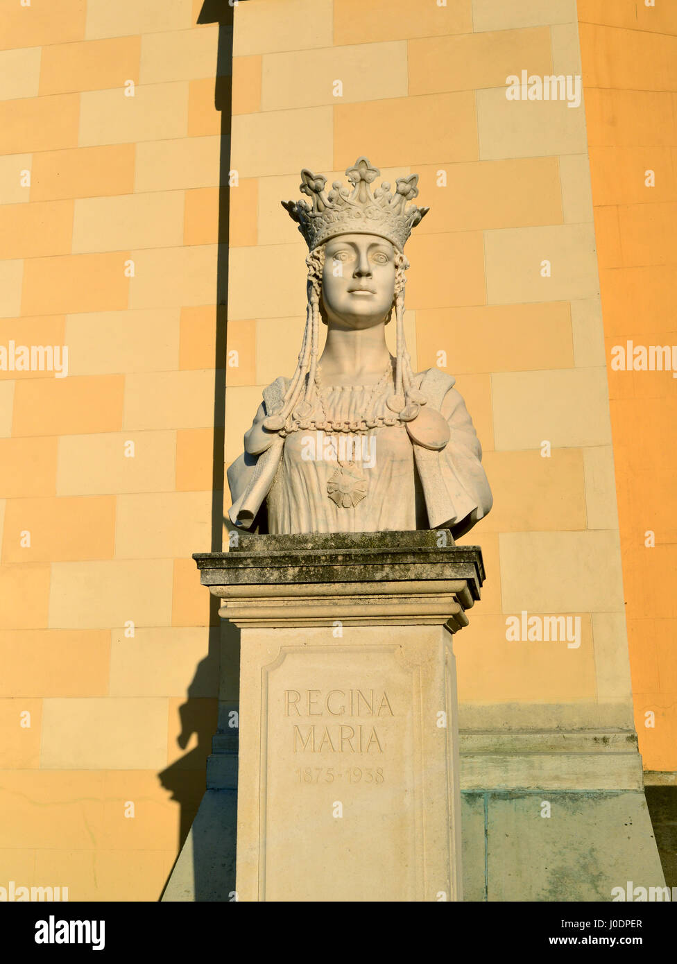 Alba Iulia city Romania queen Maria statue Stock Photo - Alamy