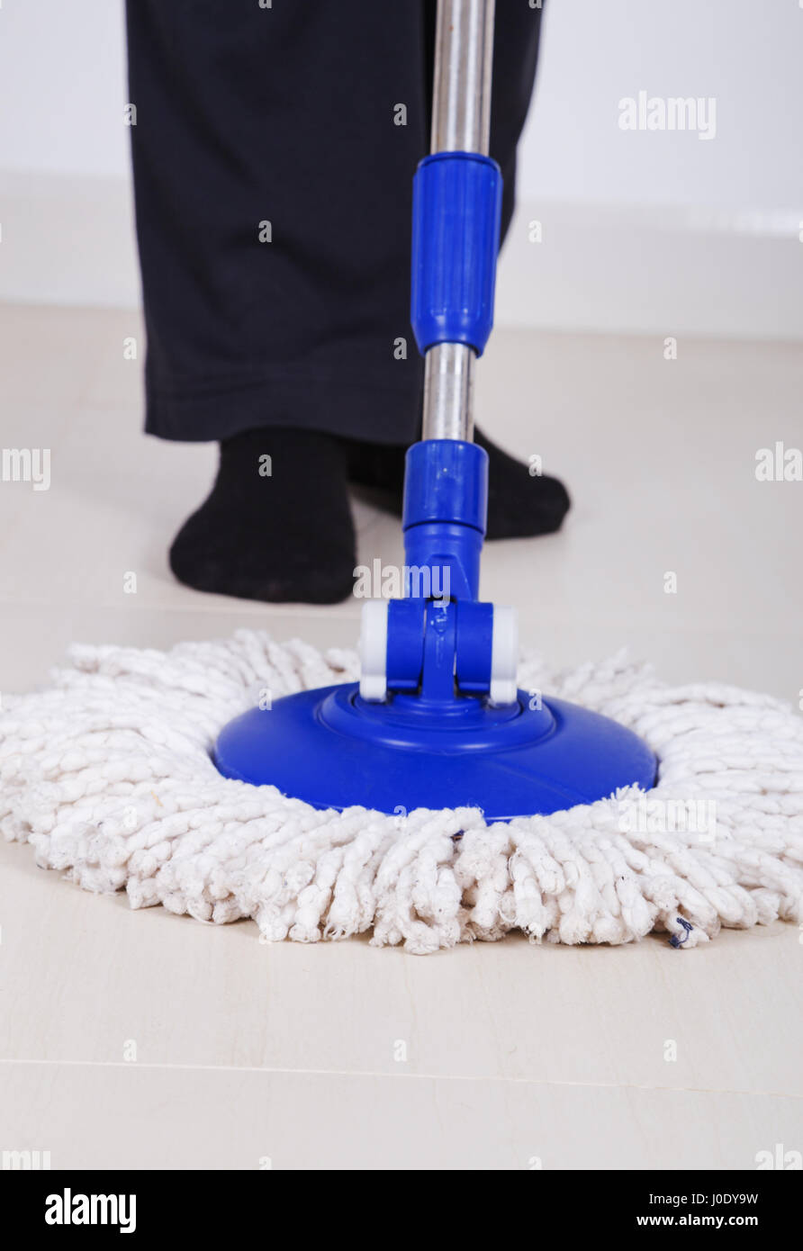woman legs with mop cleaning floor at home Stock Photo - Alamy