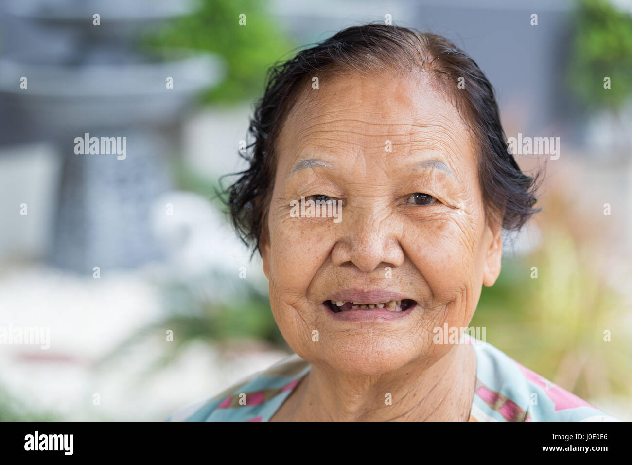 close up of senior adult women smiling Stock Photo - Alamy