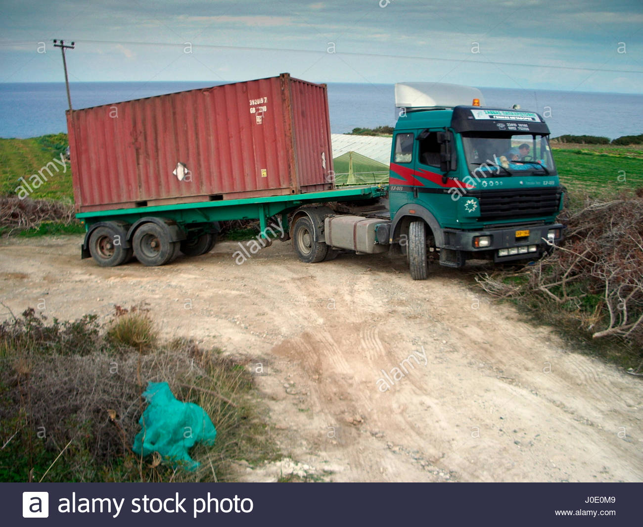 Cargo Container Dimensions High Resolution Stock Photography and Images ...