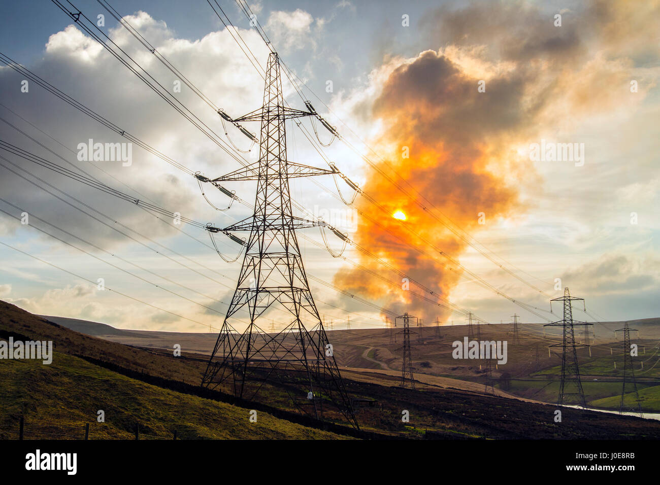 Burning cable hi-res stock photography and images - Alamy