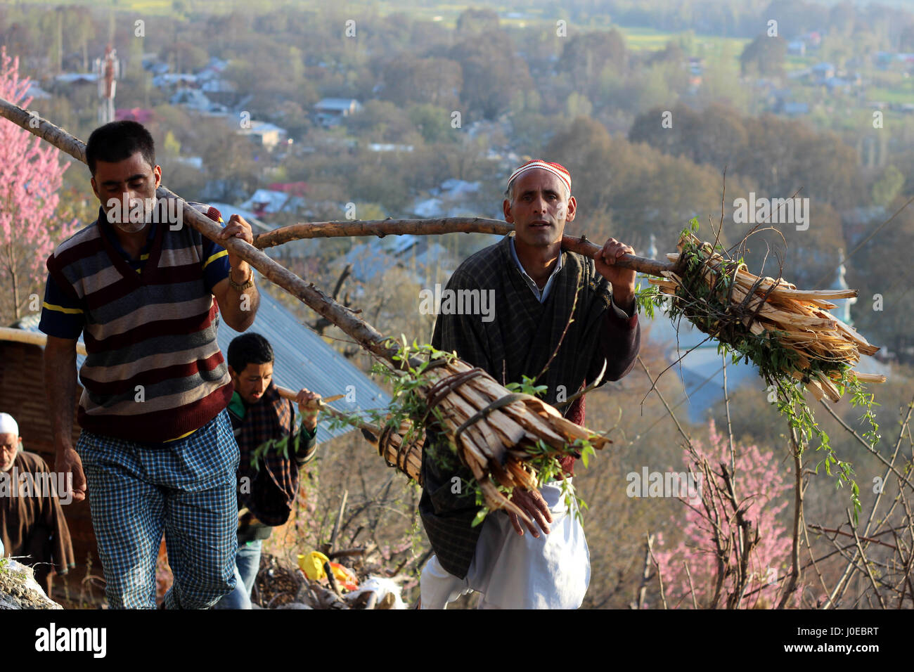 Muslim sufi saint sheikh zainuddin hi-res stock photography and images ...