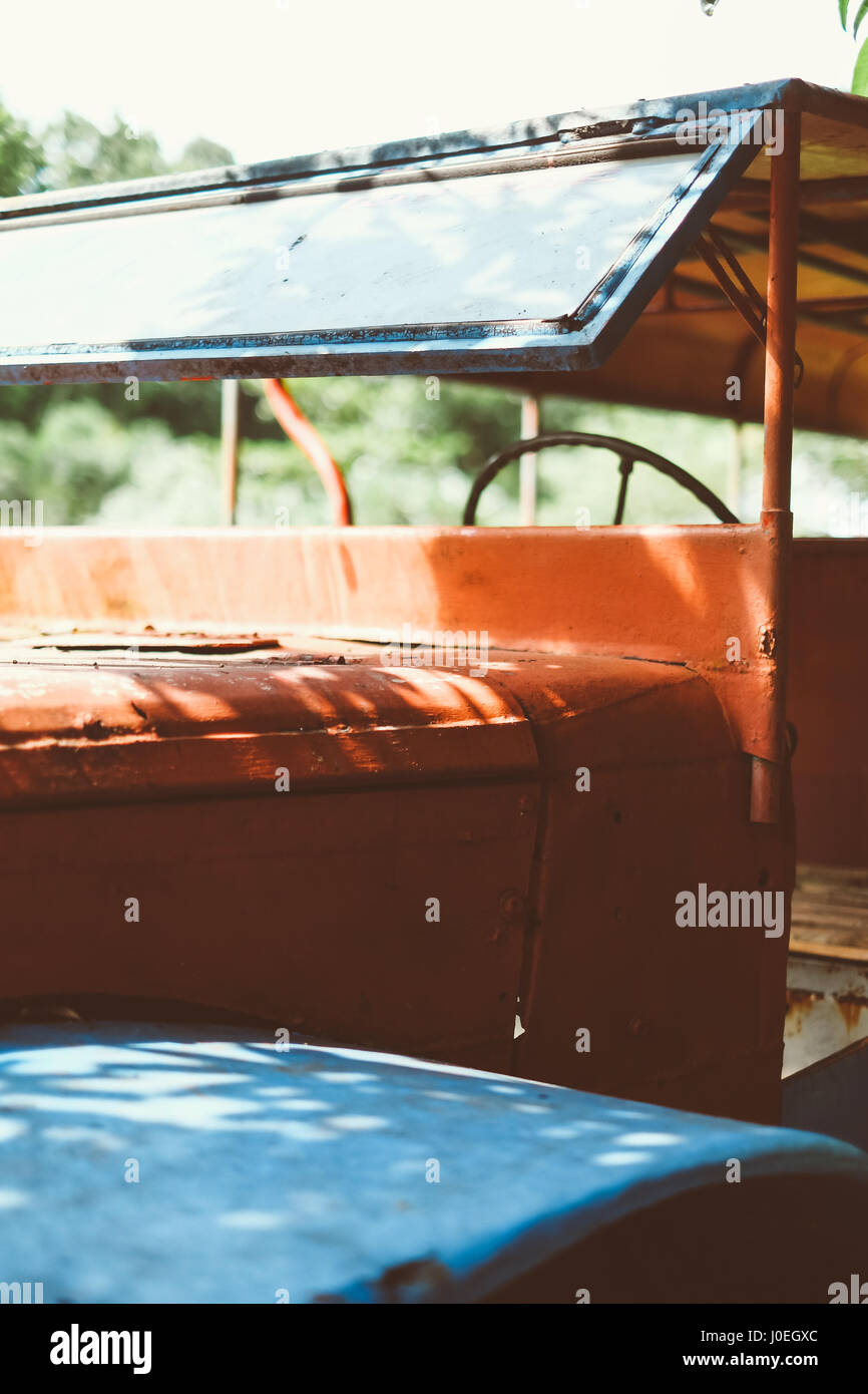 Rusty old jeep hi-res stock photography and images - Alamy
