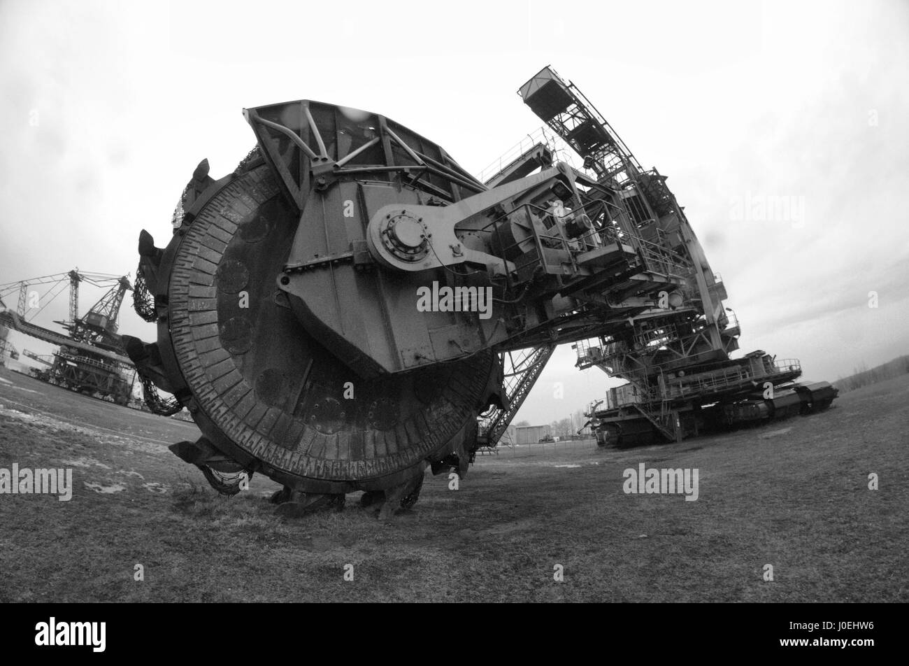 JAW-DROPPING pictures offer a glimpse into what could be the largest ...