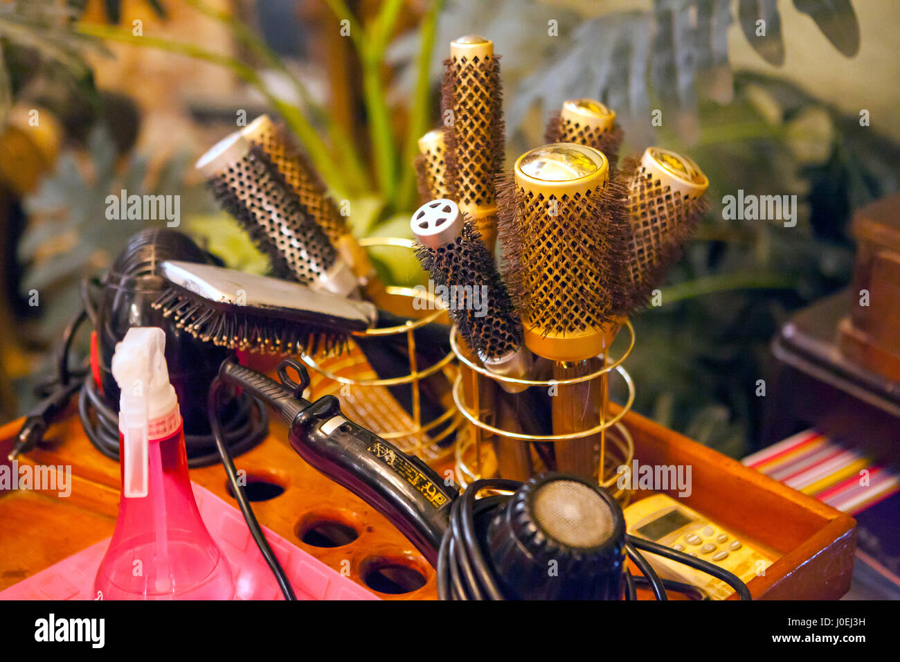 Barber Shop, Havana, Cuba Stock Photo - Alamy