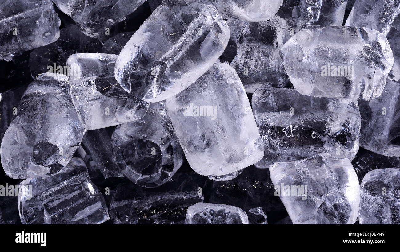 Ice cubes background Stock Photo - Alamy