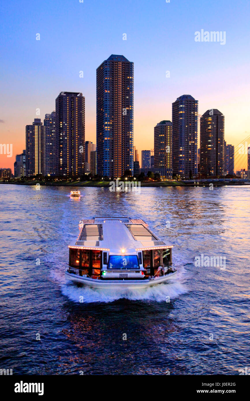 Sumidagawa River at Night Tokyo Japan Stock Photo - Alamy