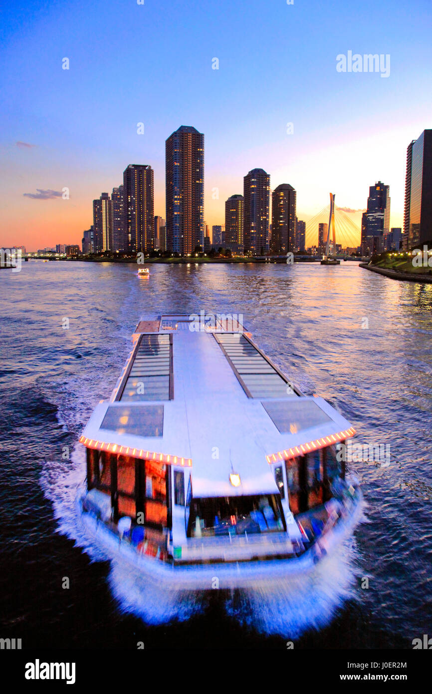 Sumidagawa River at Night Tokyo Japan Stock Photo - Alamy