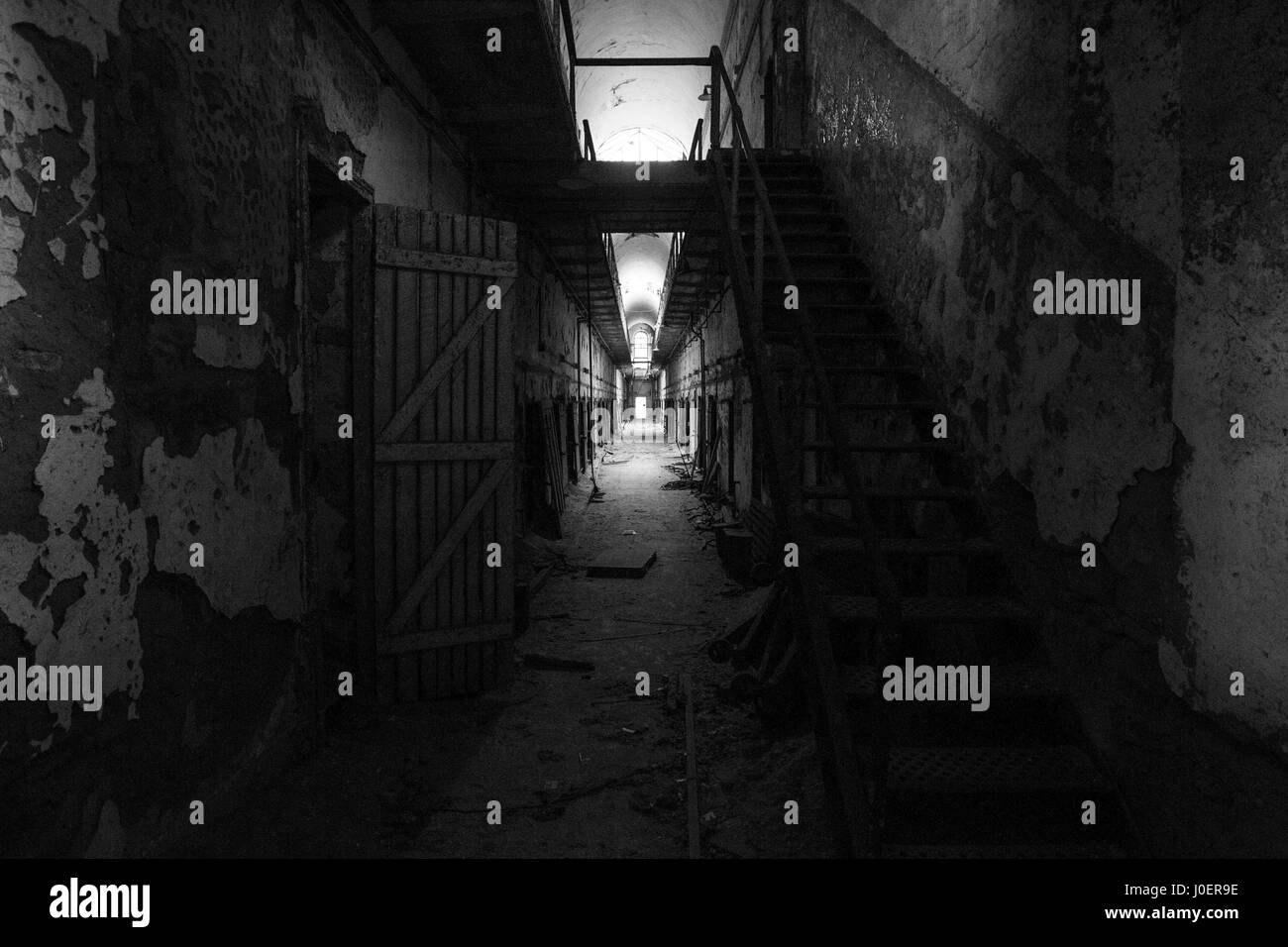 Cell block hi-res stock photography and images - Alamy