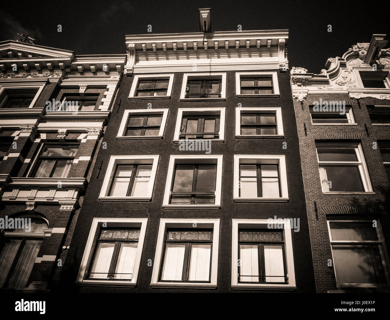 Dutch old facades hi-res stock photography and images - Alamy