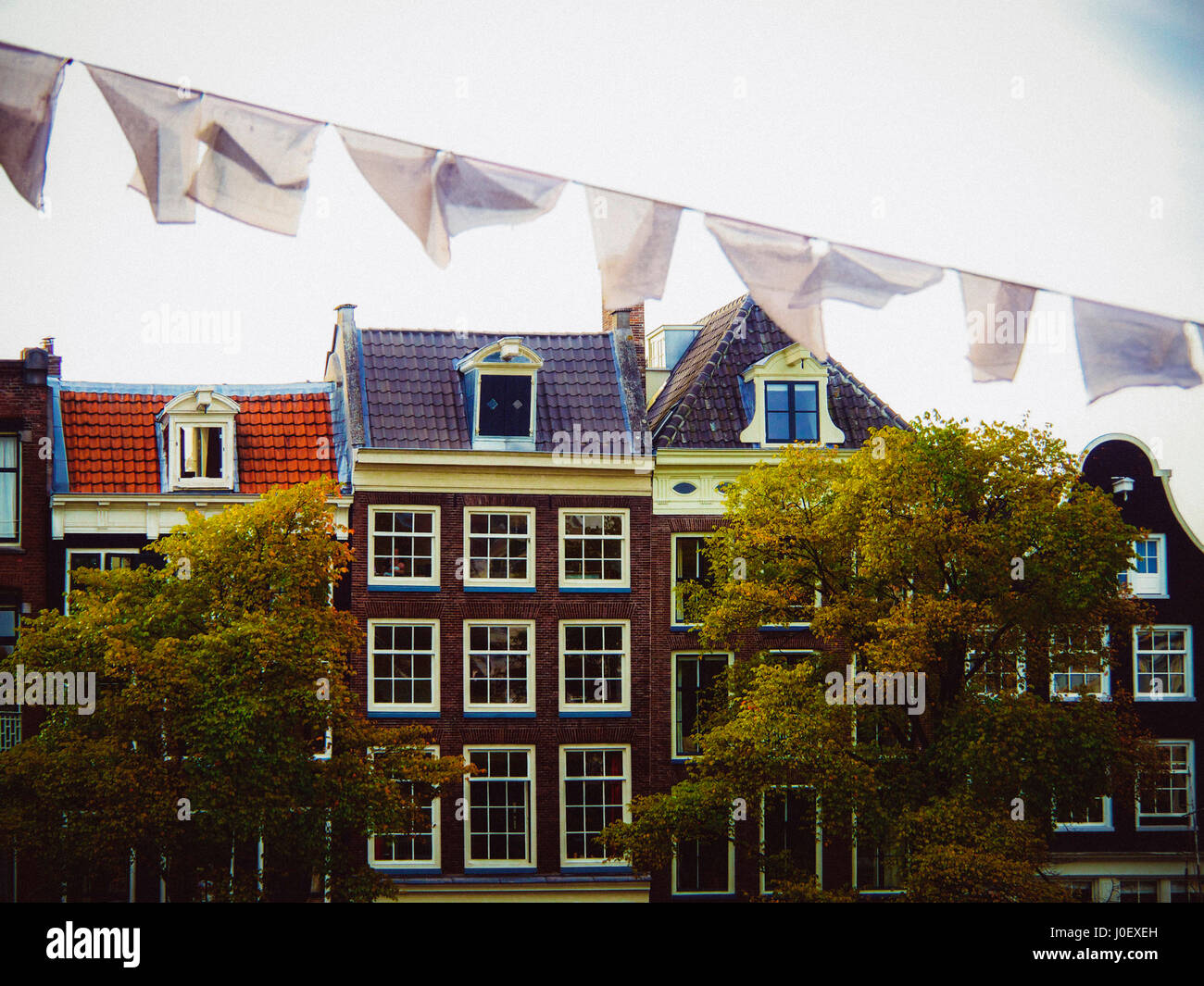 Row built structure hi-res stock photography and images - Alamy