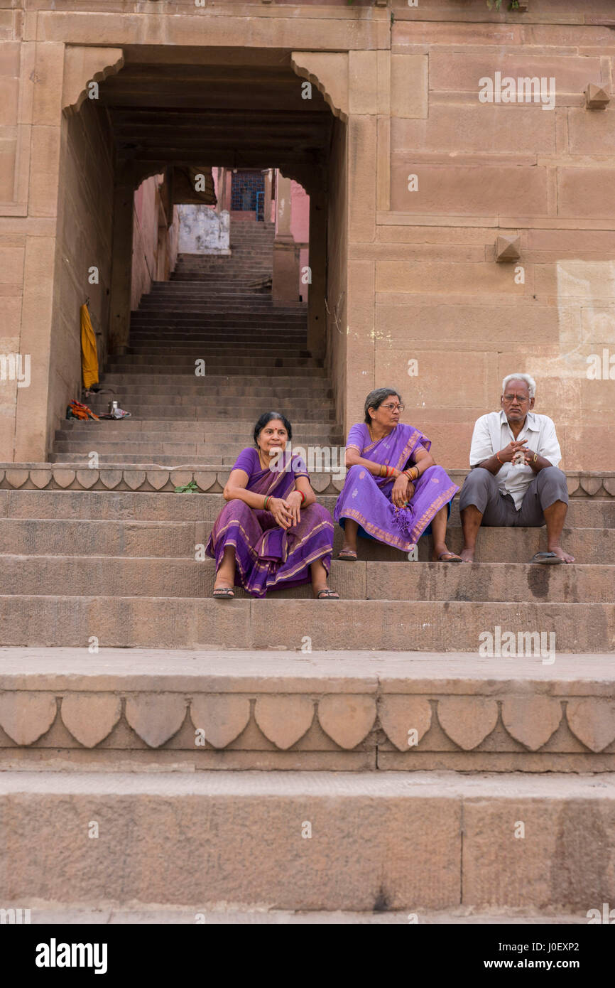 Pilgrims sitting on ghat, varanasi, uttar pradesh, india, asia Stock ...