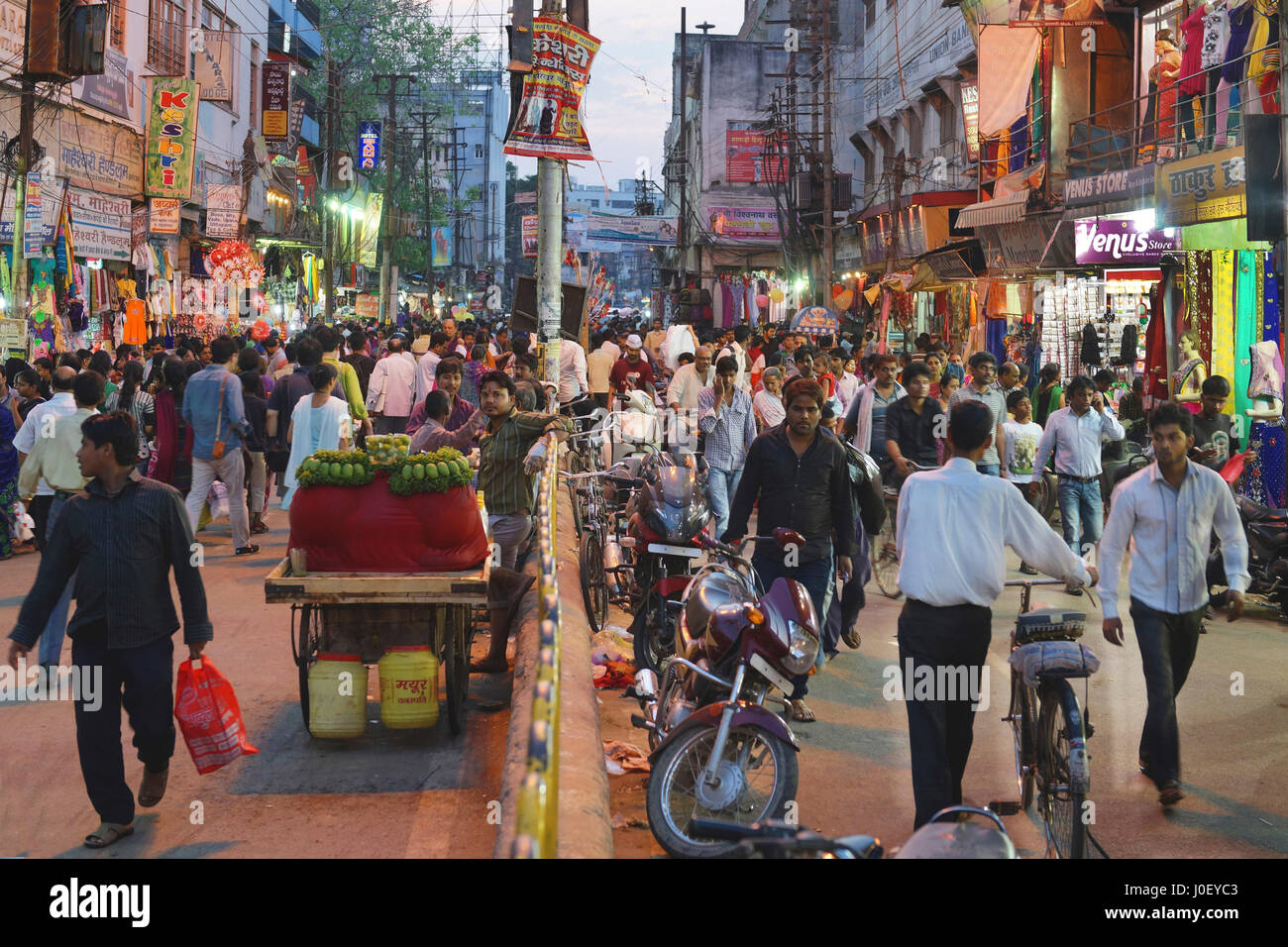 Banaras market hi-res stock photography and images - Alamy