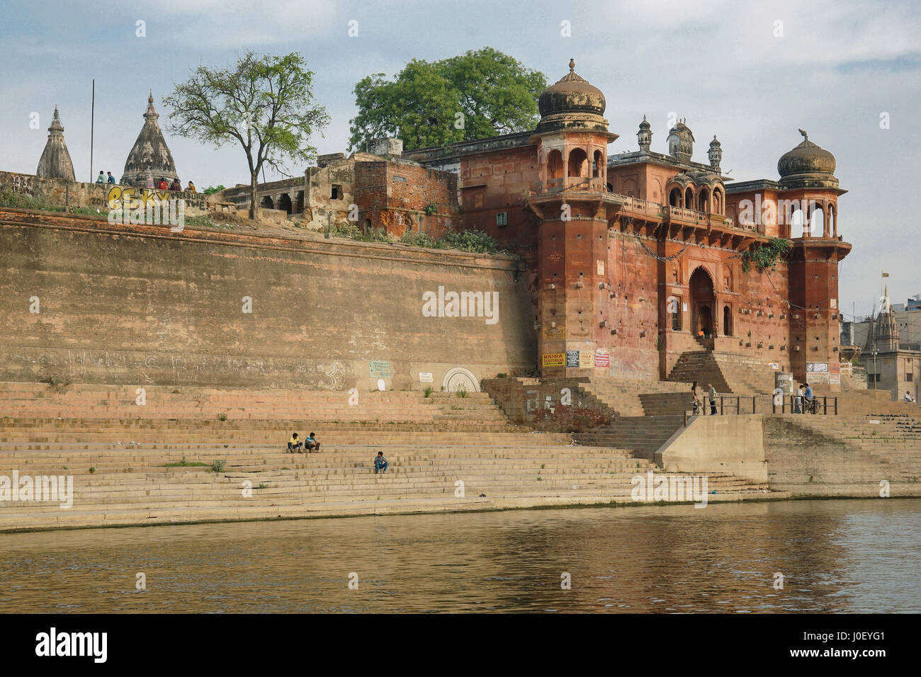 Raja chet singh ghat, varanasi, uttar pradesh, india, asia Stock Photo ...