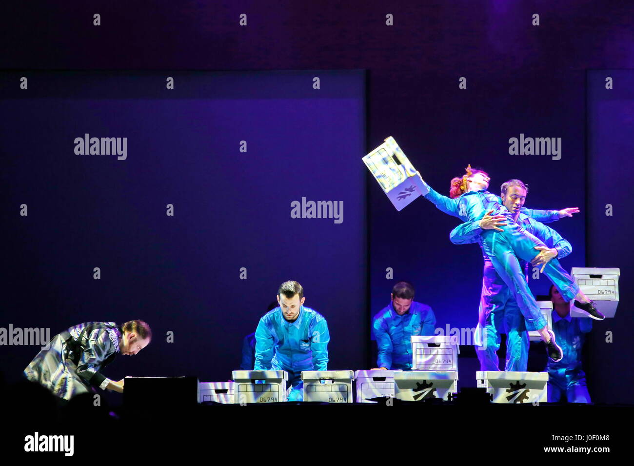 Shadowland 2 - the new adventure, shadow theatre performance and modern ...