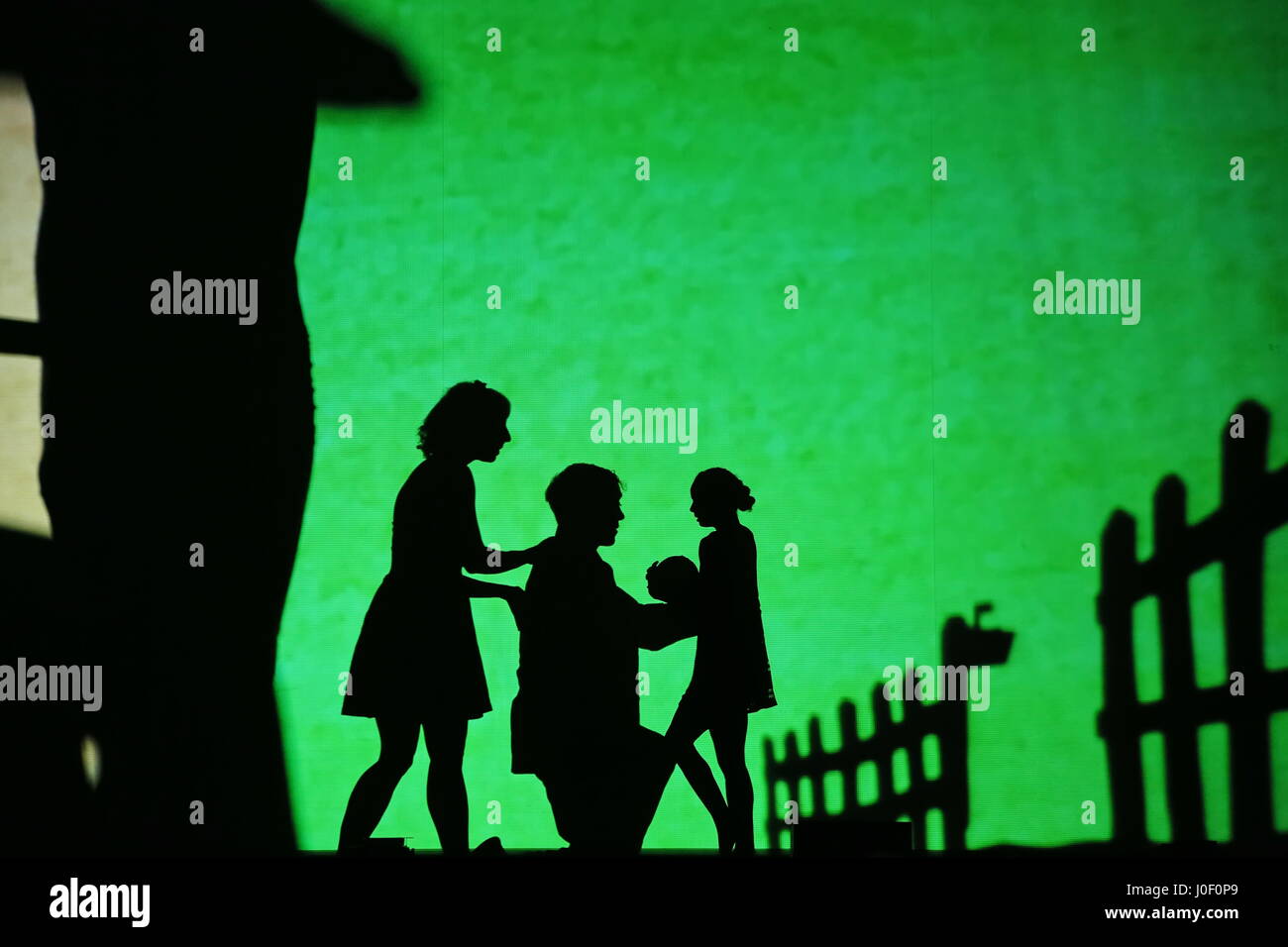 Shadowland 2 - the new adventure, shadow theatre performance and modern ...