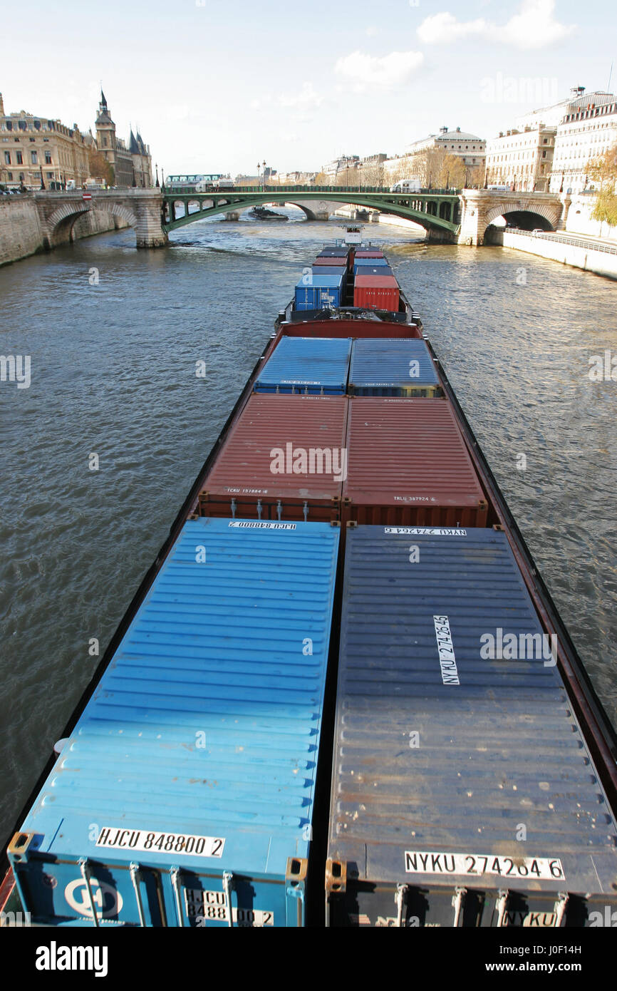 Seine river cargo ships hi-res stock photography and images - Alamy