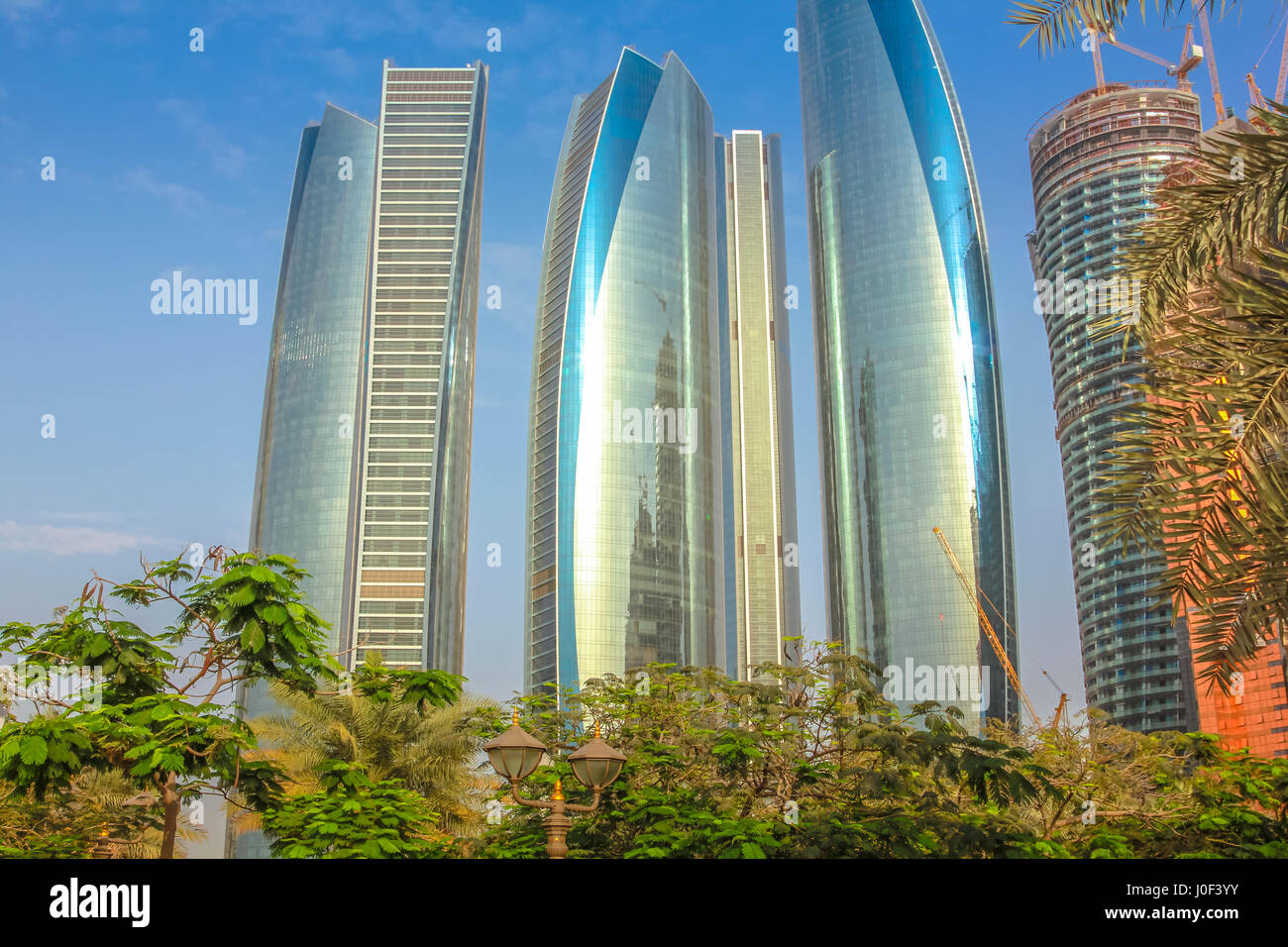 Cluster of high rise buildings hi-res stock photography and images - Alamy