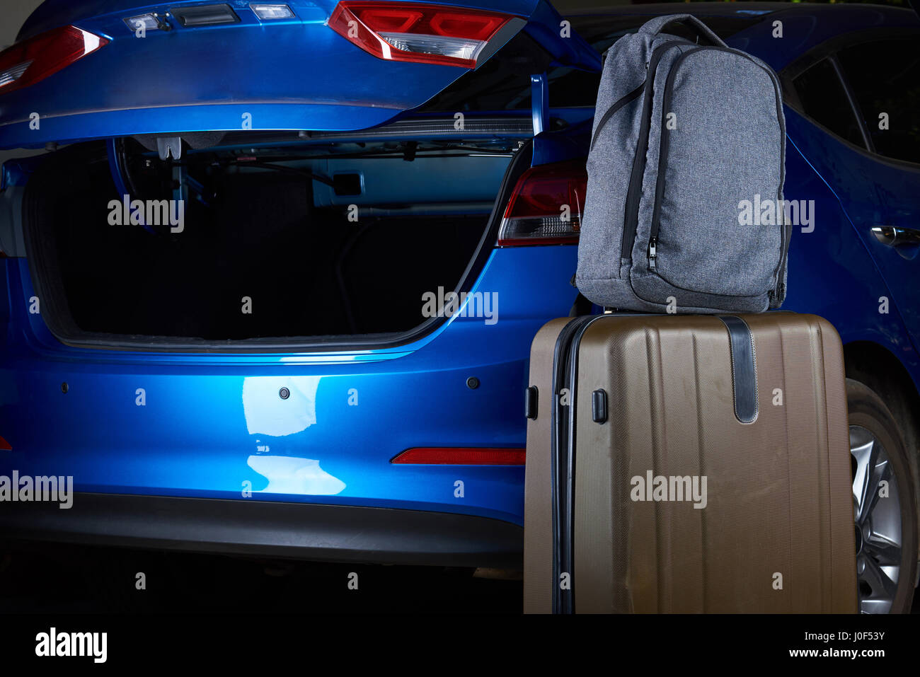 Backpack suitcase bag hi-res stock photography and images - Alamy