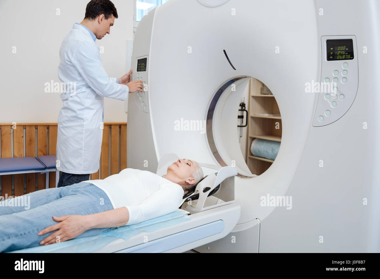 X ray machine control panel hi-res stock photography and images - Alamy