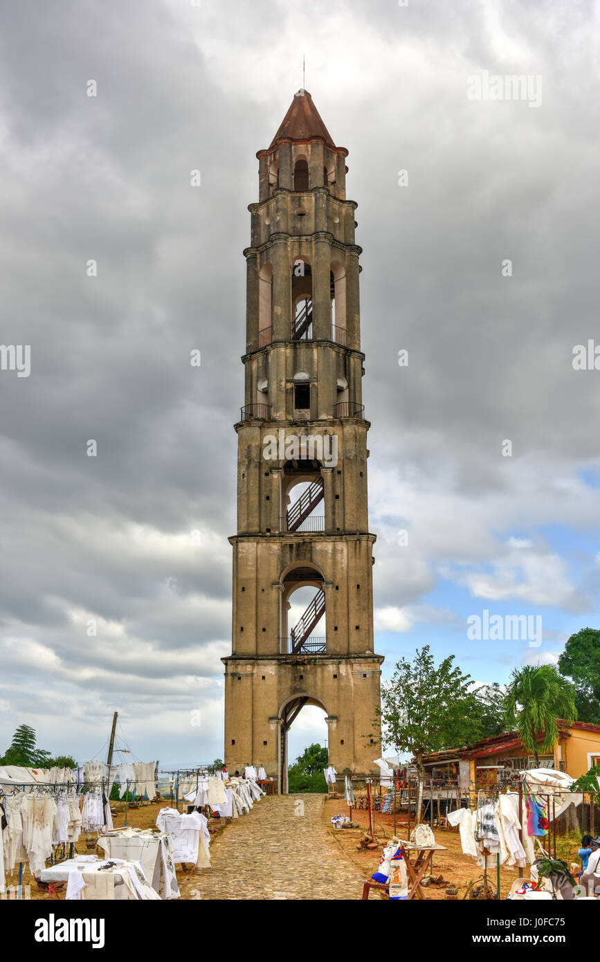 Tallest building in cuba hi-res stock photography and images - Alamy