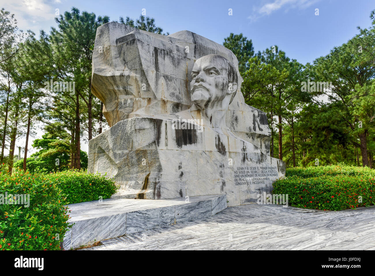 Memorial Monument in Lenin Park, Havana Cuba Stock Photo - Alamy