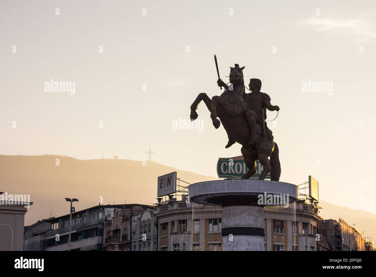 Statue sculpture skopje macedonia hi-res stock photography and images ...