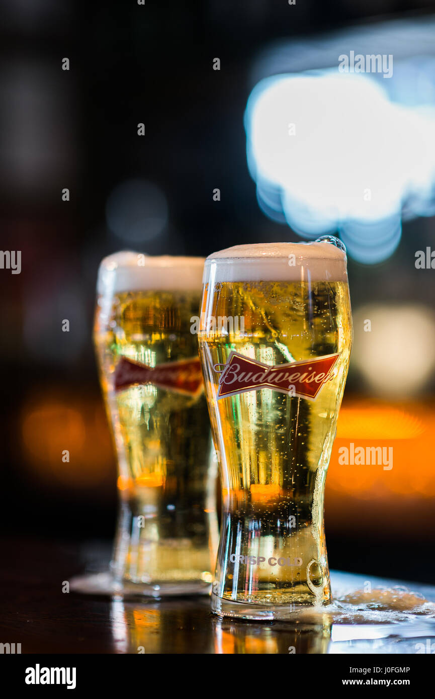 Budweiser beer can hi-res stock photography and images - Alamy