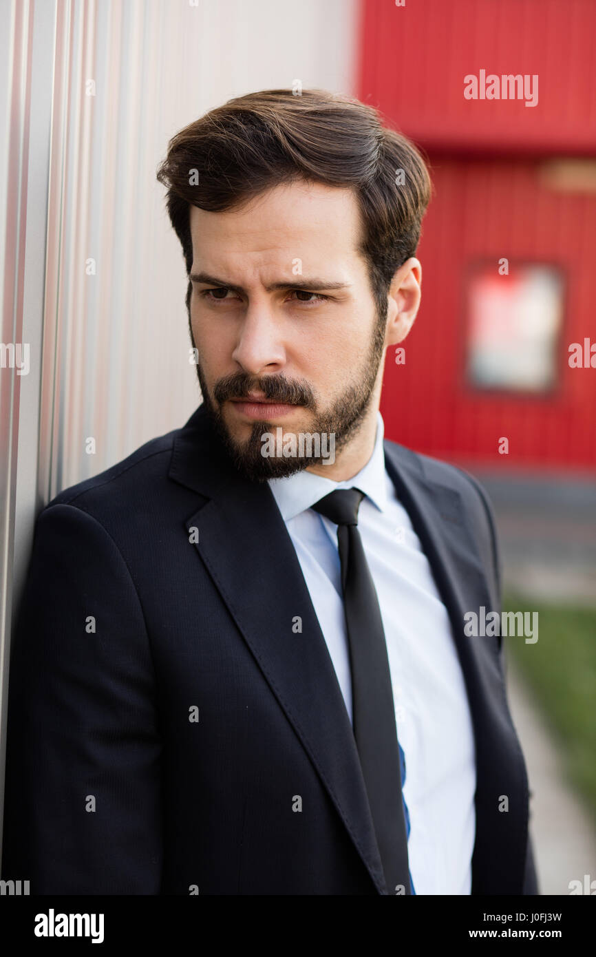 Portrait suit tie beard sunglasses hi-res stock photography and images ...