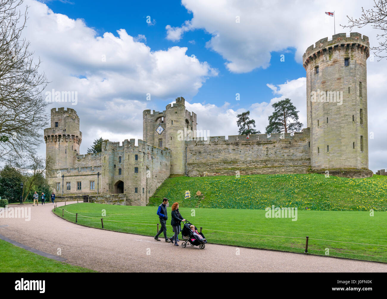 Warwick Castle Logo