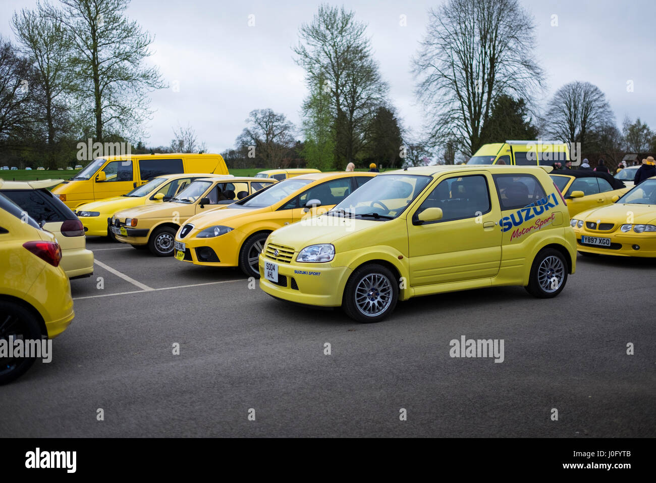 Car convoy hi-res stock photography and images - Alamy