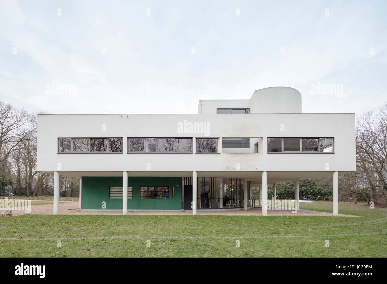 Villa Savoye at Poissy, France, modernist architectural icon of Le ...