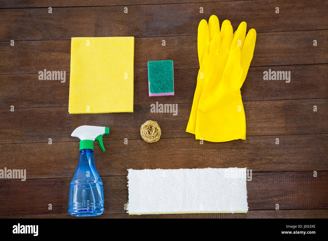 Overhead cleaning hi-res stock photography and images - Alamy
