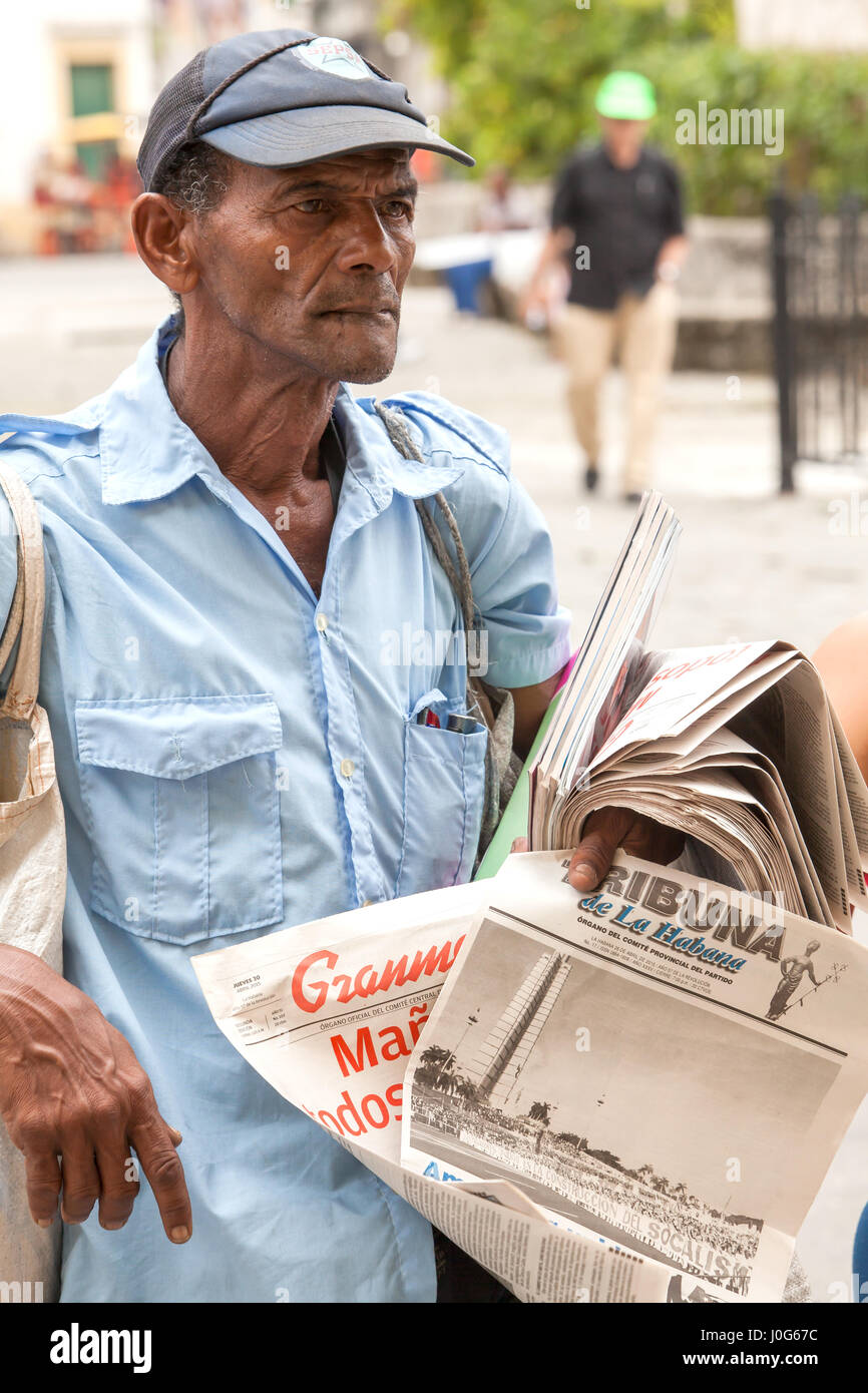 The newspaper vendor hi-res stock photography and images - Alamy