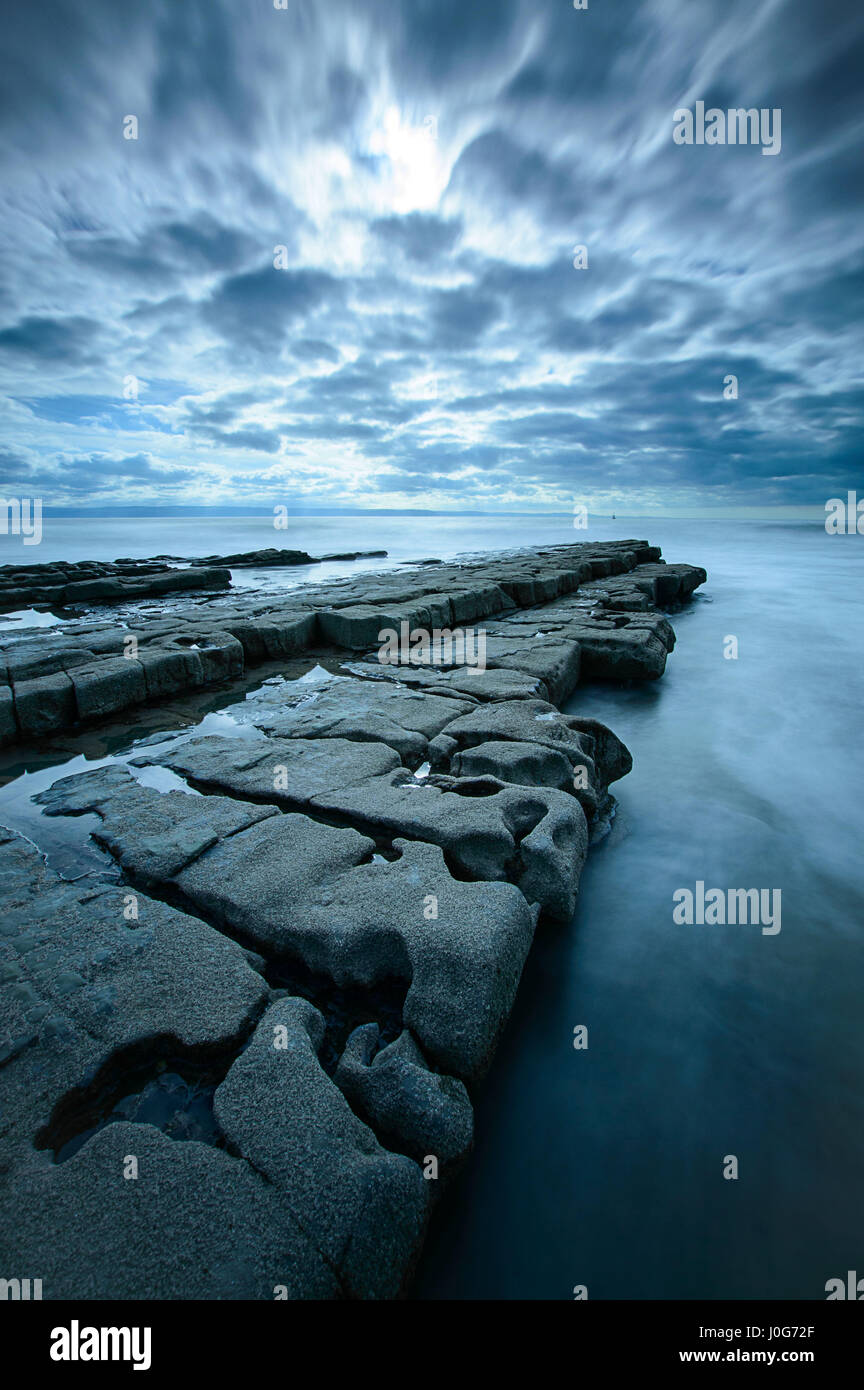 Protruding rock hi-res stock photography and images - Alamy