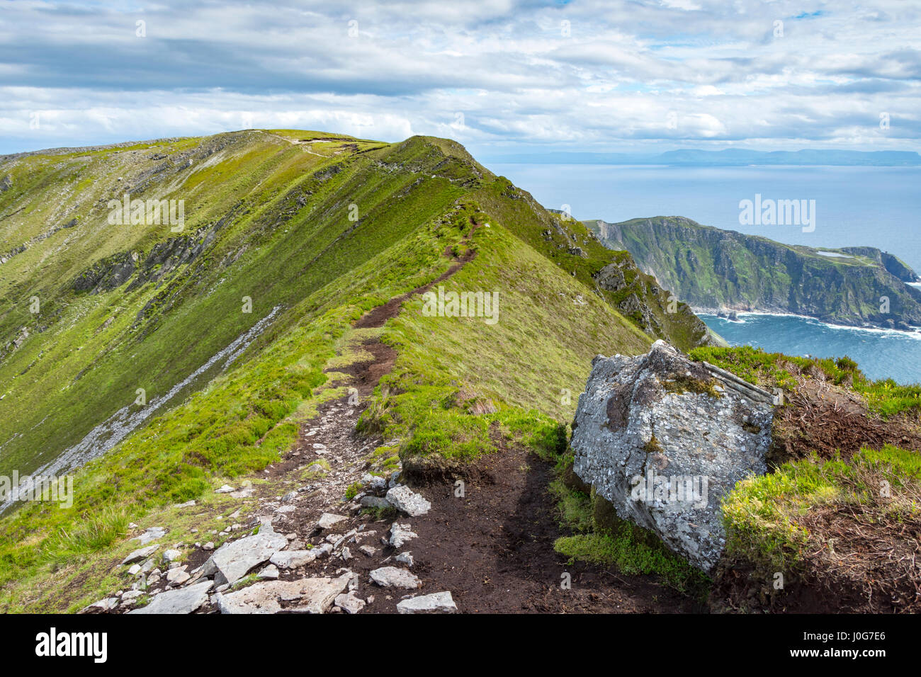 The summit ridge Slieve League at One Man's Pass, County Donegal ...