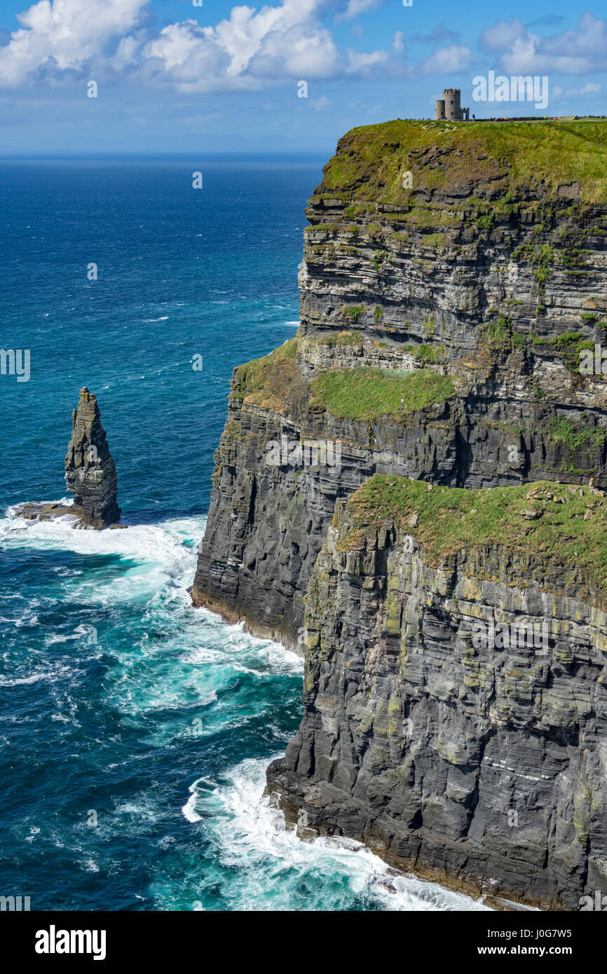 Cliffs of moher tower hi-res stock photography and images - Alamy