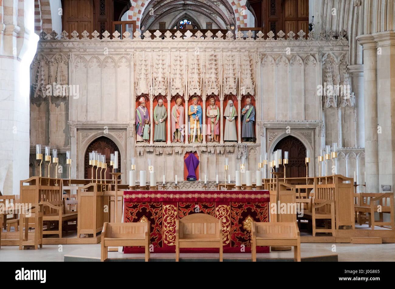 Altar and nave inside a cathedral Stock Photo - Alamy