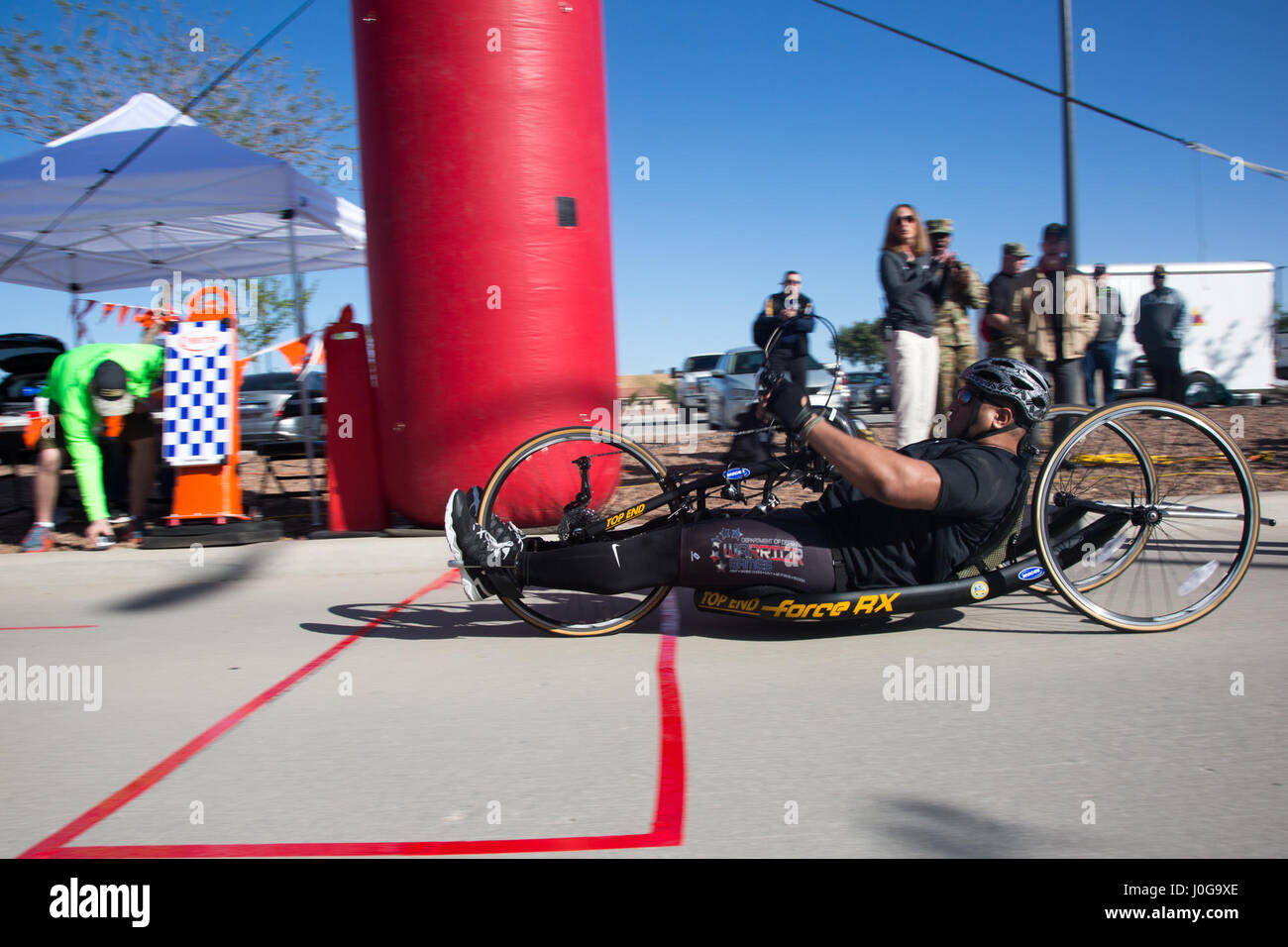 U s army veteran hand hi-res stock photography and images - Alamy