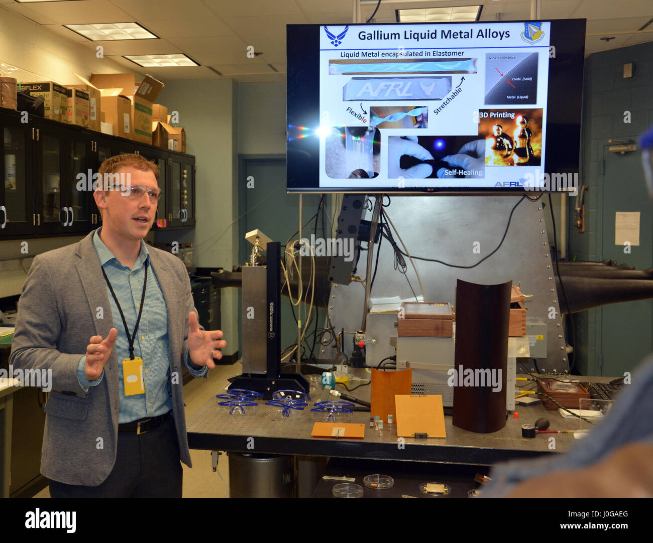 Afrl materials and manufacturing directorate hi-res stock photography ...