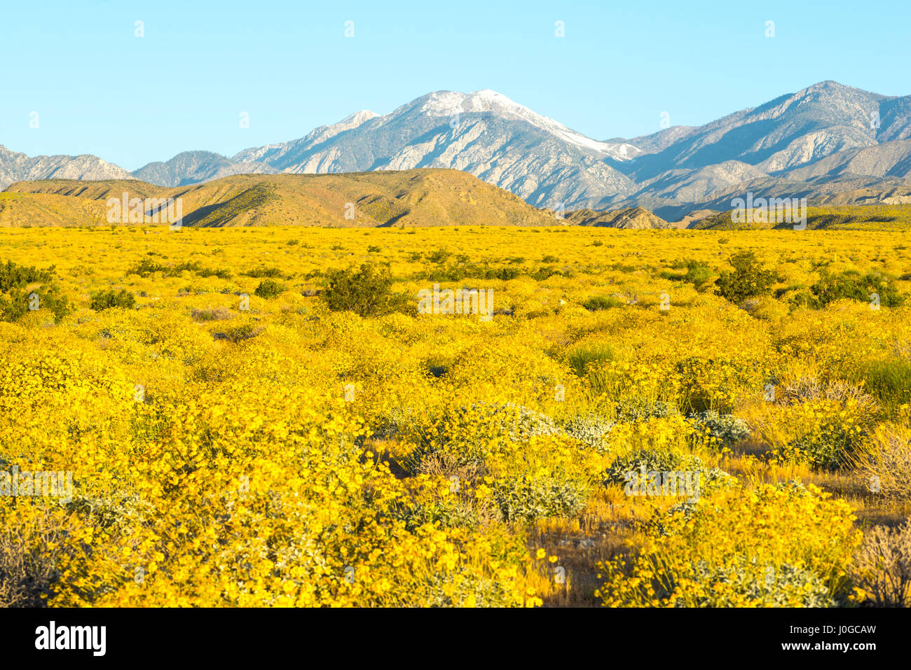 Highway 62 california hi-res stock photography and images - Alamy