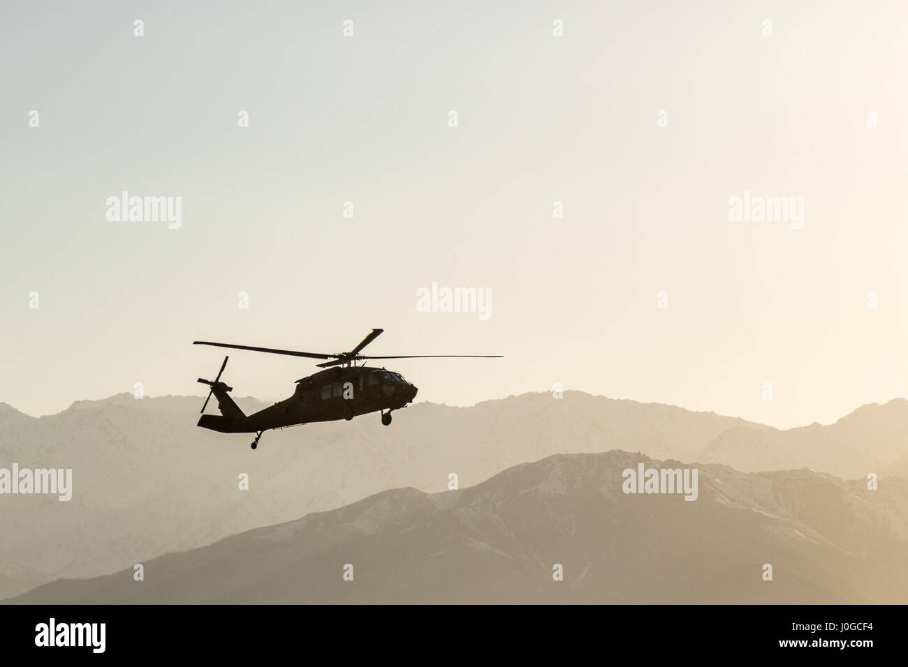A U.S. Army UH-60 Black Hawk helicopter crew assigned to Task Force ...