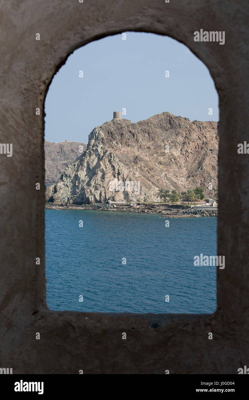 Sea through arch window arch hi-res stock photography and images - Alamy