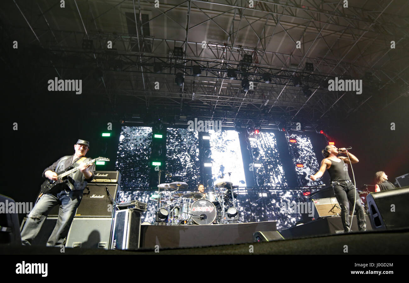 Italian musician drum and guitar hi-res stock photography and images ...