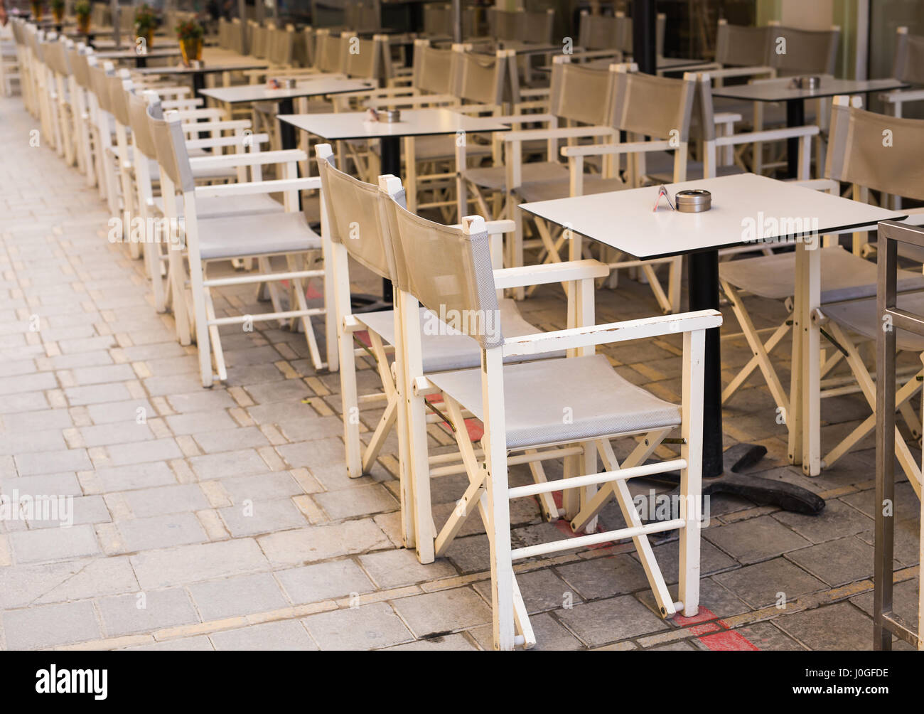 Street cafe. Cozy outdoor restaurant Stock Photo - Alamy