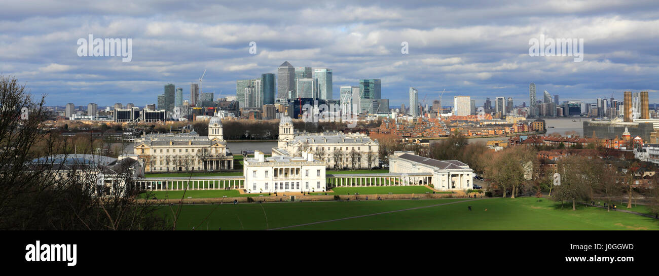 Panoramic view over Greenwich Park and Canary Wharf, London City ...
