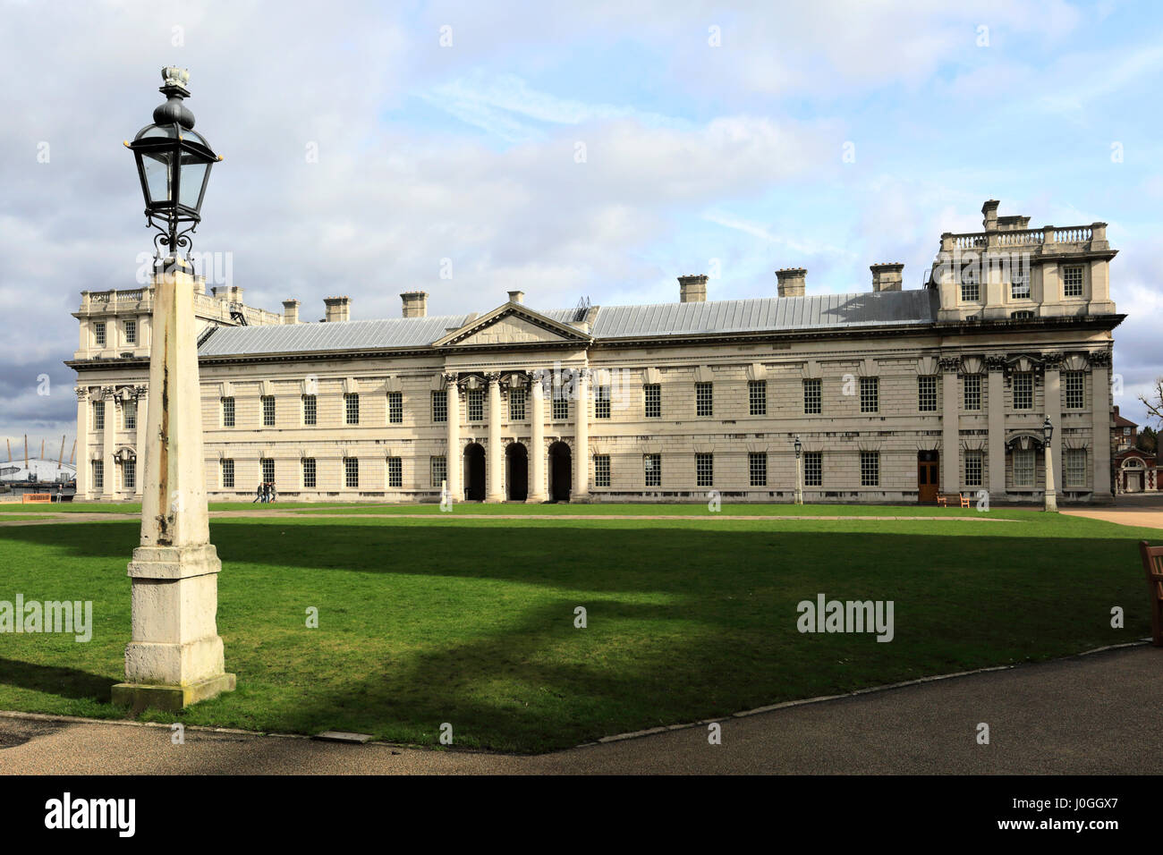 Royal navy buildings hi-res stock photography and images - Alamy