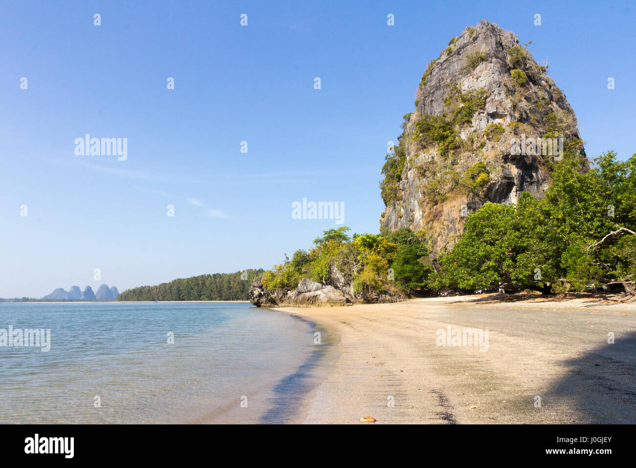 Limestone cliffs on east coast hi-res stock photography and images - Alamy