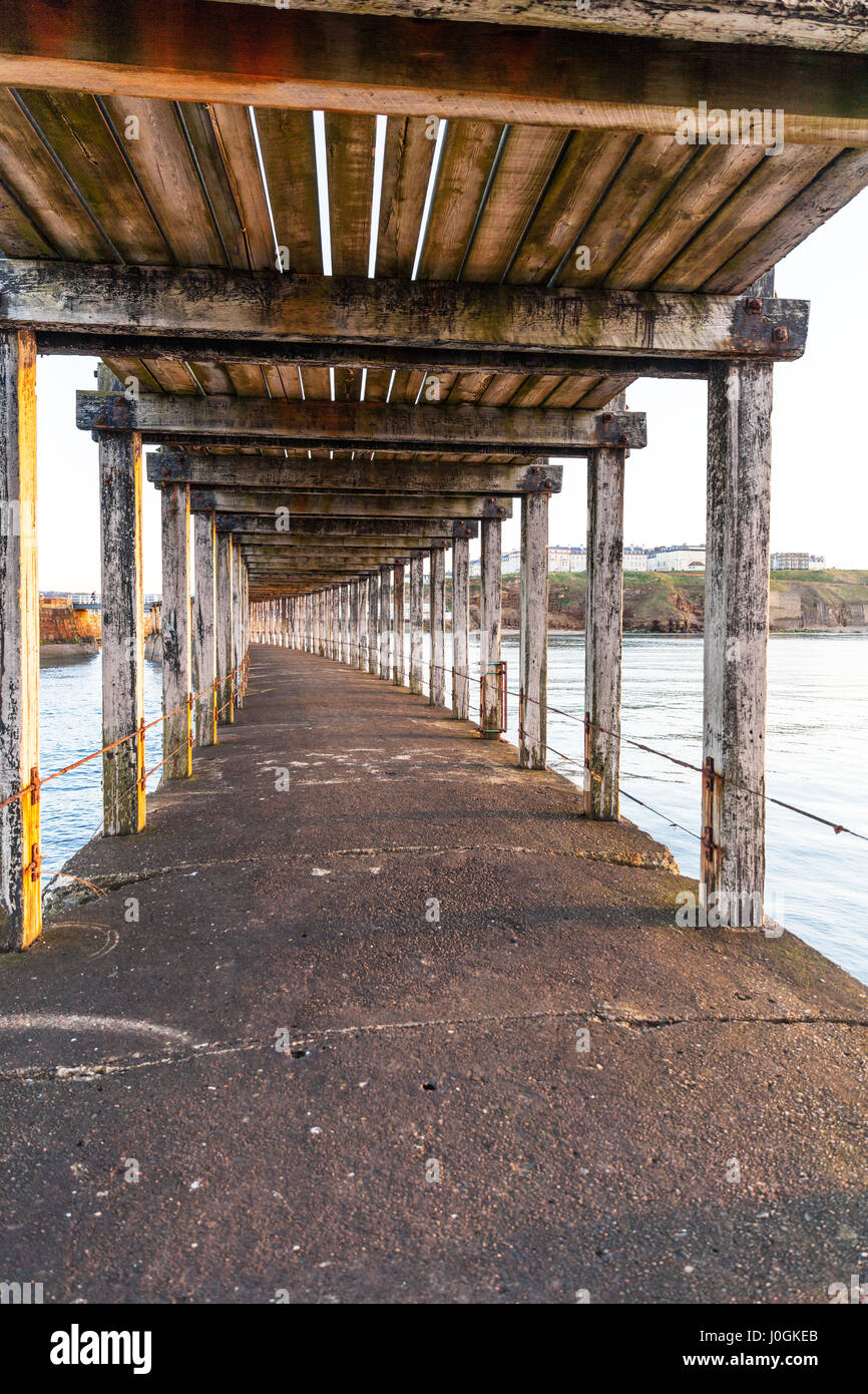 Harbour structure hi-res stock photography and images - Alamy