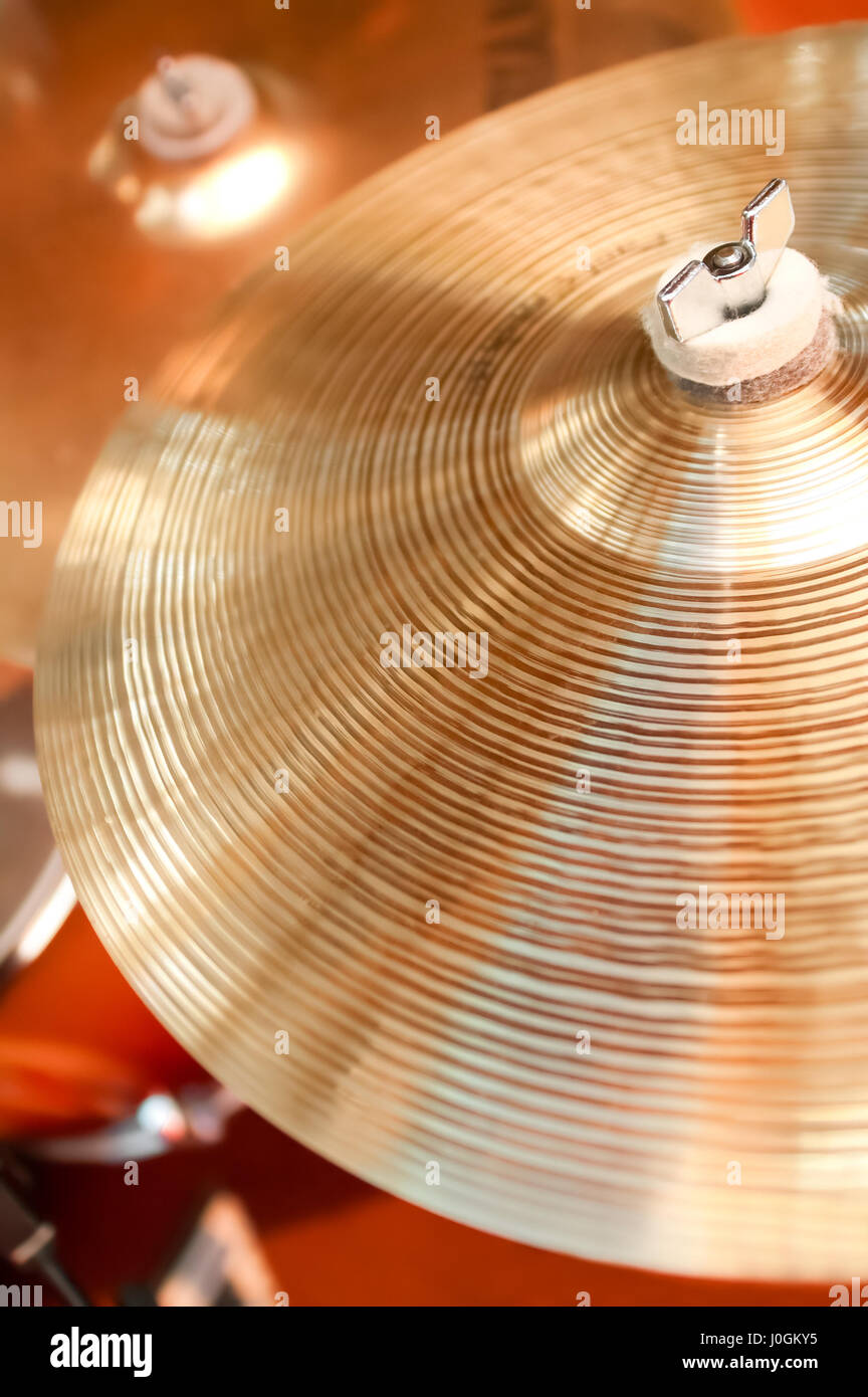 closeup of cymbals on a drum kit Stock Photo - Alamy